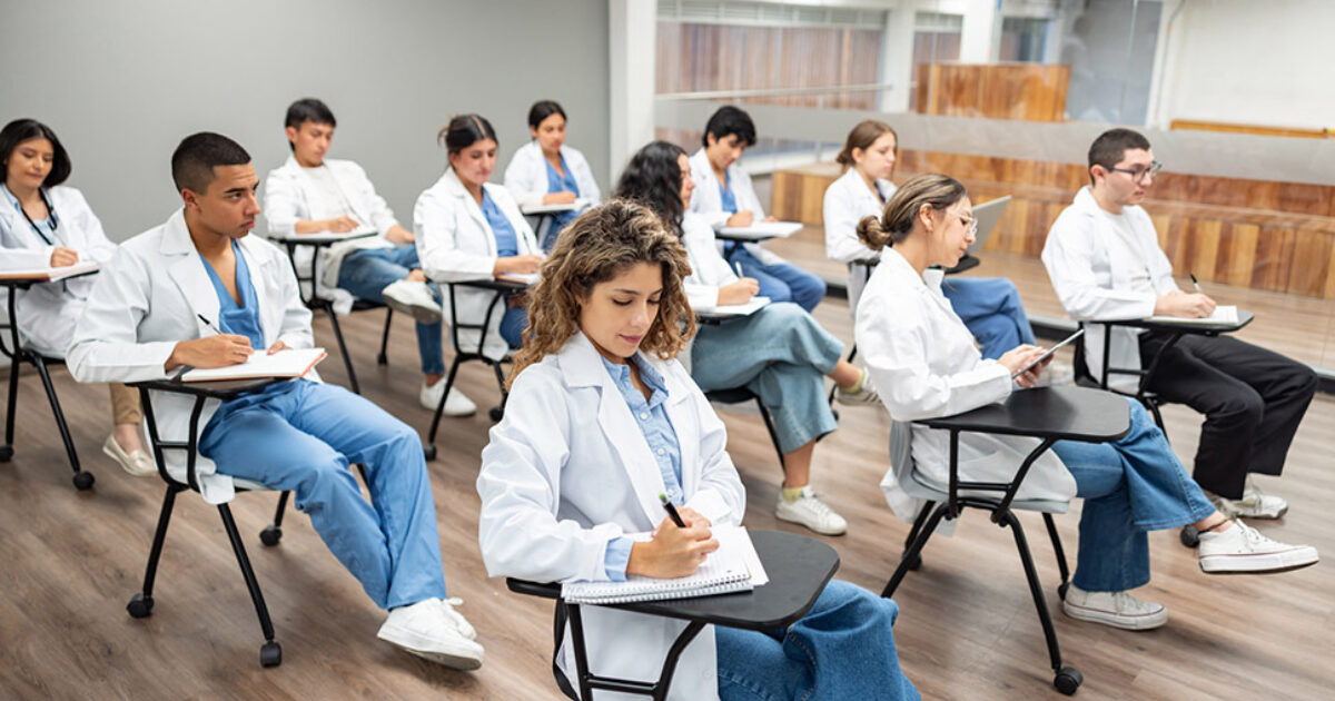 Medical Students Feel Unprepared to Manage Financial… | Clinician.com